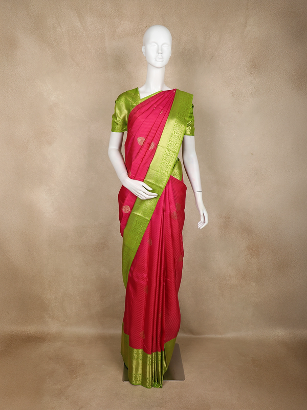 Pink Small Checks And Floral Design Kanchipuram Silk Saree with Zari ...
